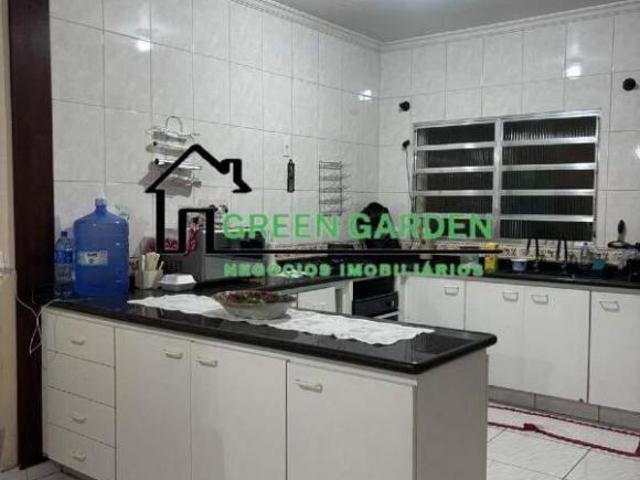 Casa para venda em Tulipas de 191.00m² com 3 Quartos e 2 Garagens