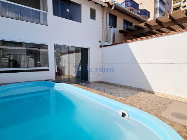 Casa para venda em Tupi em Praia Grande São Paulo de 105.00m² com 3 Quartos, 2 Suítes e 2 Garagens