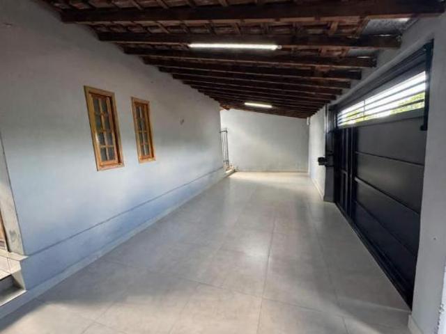 Casa para venda em Umuarama de 260.00m² com 2 Quartos e 1 Garagem