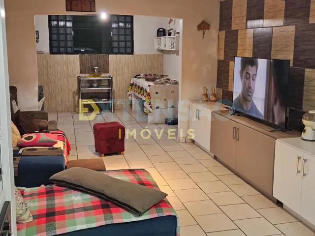 Casa para venda em Umuarama em Araçatuba São Paulo de 12067.00m² com 3 Quartos e 3 Garagens