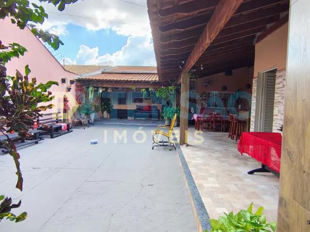 Casa para venda em Umuarama em Araçatuba São Paulo de 12744.00m² com 2 Quartos e 2 Garagens