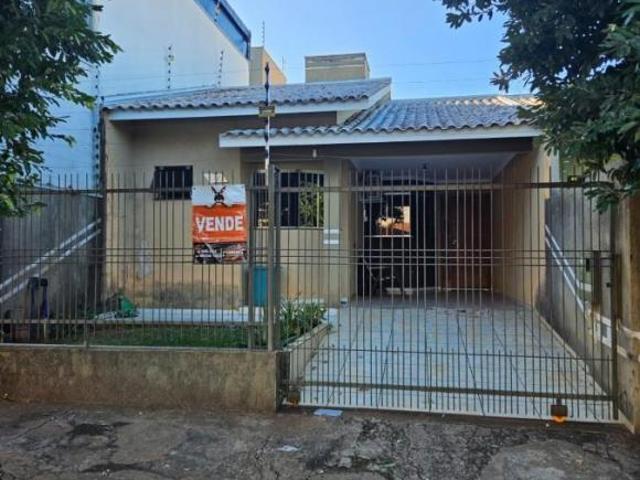 Casa para Venda em Umuarama, Parque Bandeirantes, 2 dormitórios, 1 suíte, 1 banheiro, 1 vaga