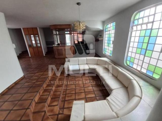 Casa para venda em Umuarama, Uberlândia