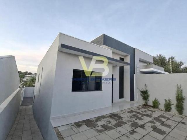 Casa para venda em Universitário de 152.00m² com 3 Quartos, 1 Suite e 2 Garagens