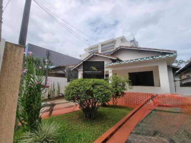 Casa para Venda em Ubatuba, Centro, 4 dormitórios, 2 suítes, 6 banheiros, 2 vagas