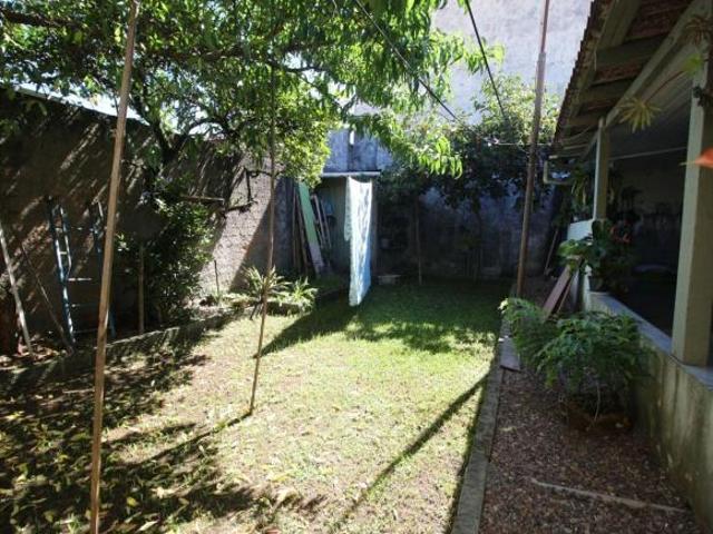 Casa para venda em Uberaba de 131.00m² com 4 Quartos e 3 Garagens