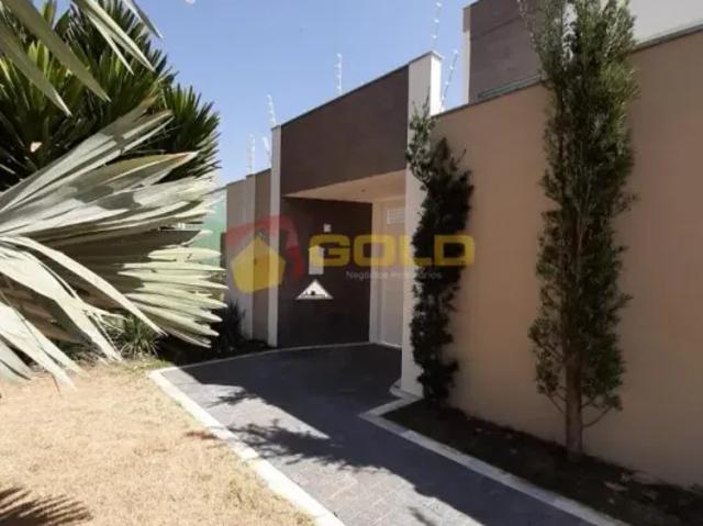 Casa para Venda em Uberlândia, Jardim Karaíba, 3 dormitórios, 3 suítes, 4 banheiros, 5 vagas