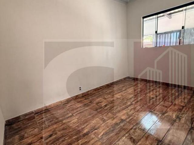 Casa para Venda em Uberlândia, Maravilha, 3 dormitórios, 1 banheiro, 2 vagas