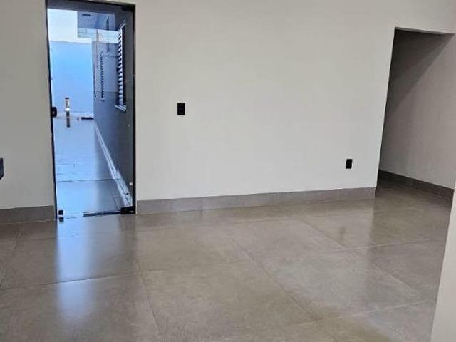 Casa para Venda em Uberlândia/MG 3 Dorm. 90 m2 Área Útil