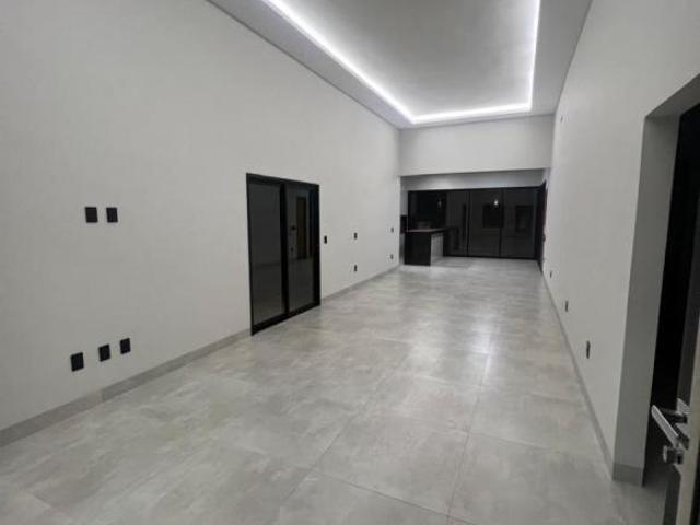Casa para Venda em Uberlândia/MG 3 Dorm. 150 m2 Área Útil
