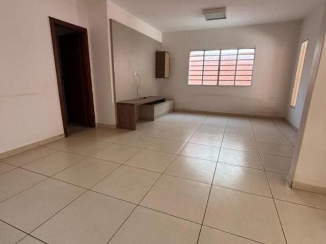 Casa para Venda em Uberlândia/MG 3 Dorm. 228 m2 Área Útil