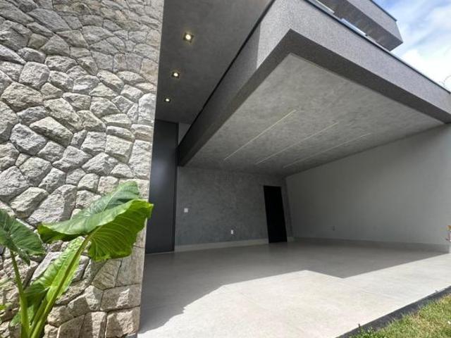 Casa para Venda em Uberlândia/MG 3 Dorm. 286 m2 Área Útil
