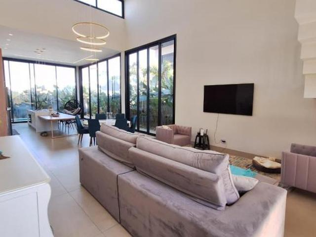 Casa para Venda em Uberlândia/MG 4 Dorm. 280 m2 Área Útil