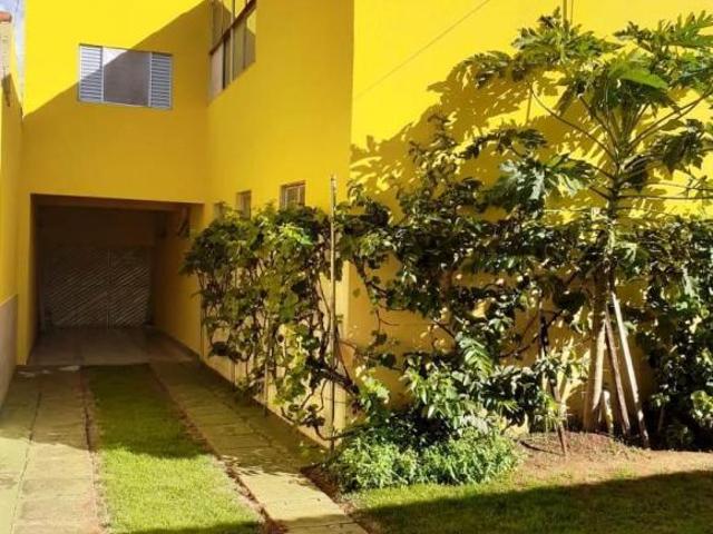 Casa para Venda em Uberlândia/MG 5 Dorm. 410 m2 Área Útil