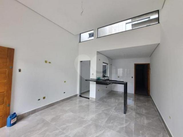 Casa para venda em Utinga de 168.00m² com 3 Quartos, 1 Suite e 2 Garagens
