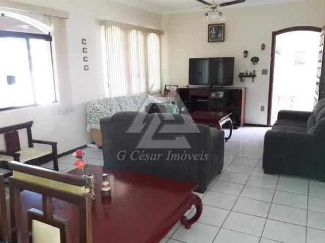 Casa para venda em V Nova de 400.00m² com 3 Quartos, 1 Suite e 3 Garagens