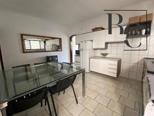 Casa para Venda em Votorantim, Jardim Clarice I, 2 dormitórios, 2 banheiros, 2 vagas