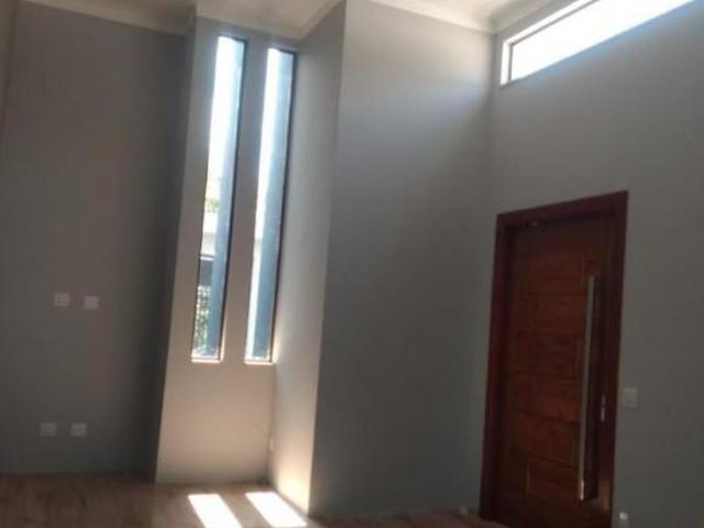 Casa para Venda em Votorantim, Parque Santa Márcia, 4 dormitórios, 1 suíte, 4 banheiros, 4 vagas