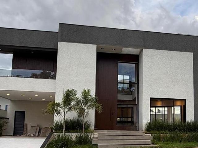 Casa para Venda em Votorantim/SP 4 Dorm. 229 m2 Área Útil