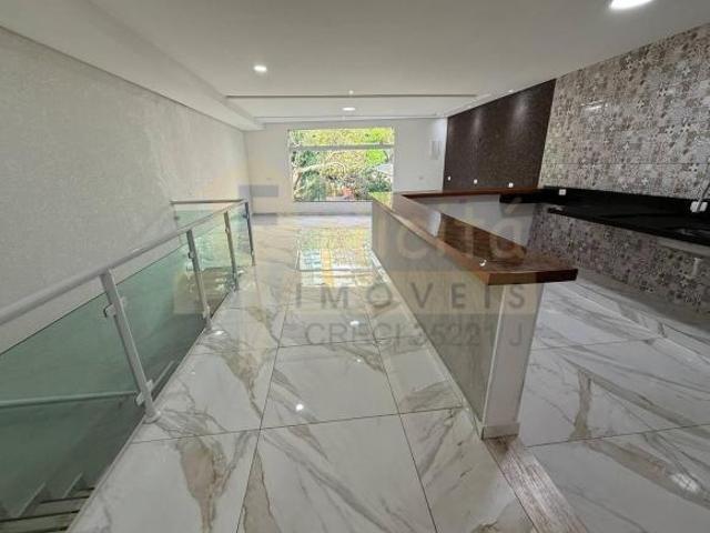Casa para venda em Votupoca de 250.00m² com 2 Quartos, 2 Suites e 8 Garagens