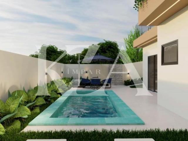 Casa para venda em Vale Azul I de 250.00m² com 3 Quartos, 3 Suites e 4 Garagens