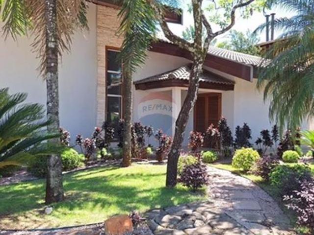 Casa para venda em Vale Das Paineiras de 534.00m² com 4 Quartos, 4 Suites e 4 Garagens