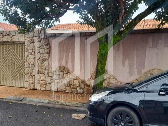 Casa para venda em Vale Do Sol de 166.00m² com 3 Quartos, 1 Suite e 3 Garagens