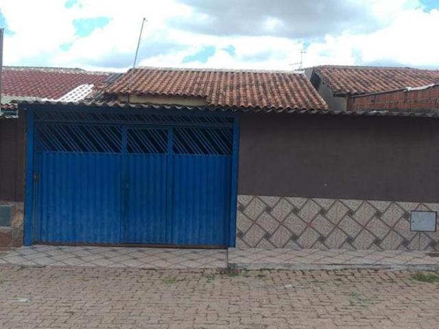 Casa para Venda em Valparaíso de Goiás, Chácaras Araguaia, 2 dormitórios, 1 banheiro, 2 vagas