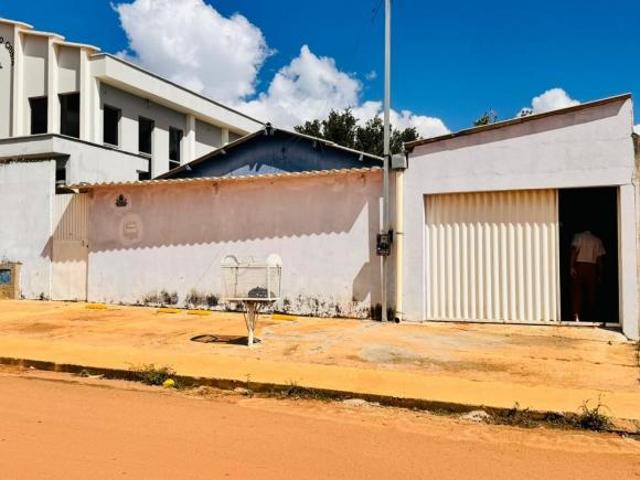 Casa para Venda em Valparaíso de Goiás, Jardim Céu Azul, 2 dormitórios, 1 banheiro, 2 vagas