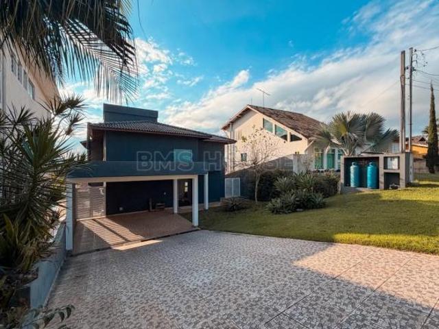 Casa para Venda em Vargem Grande Paulista, vargem grande paulista, 3 dormitórios, 3 suítes, 4 banhei