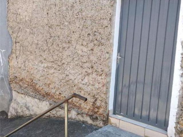 Casa para venda em Veloso de 125.00m² com 2 Quartos e 2 Garagens