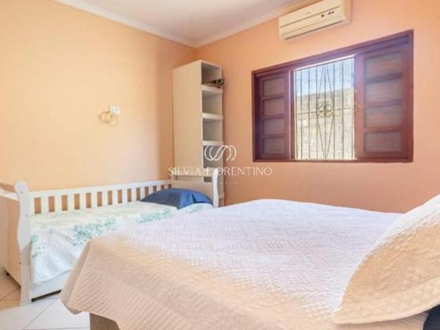 Casa para venda em Vitória Vale Iii de 780.00m² com 2 Quartos, 1 Suite e 2 Garagens