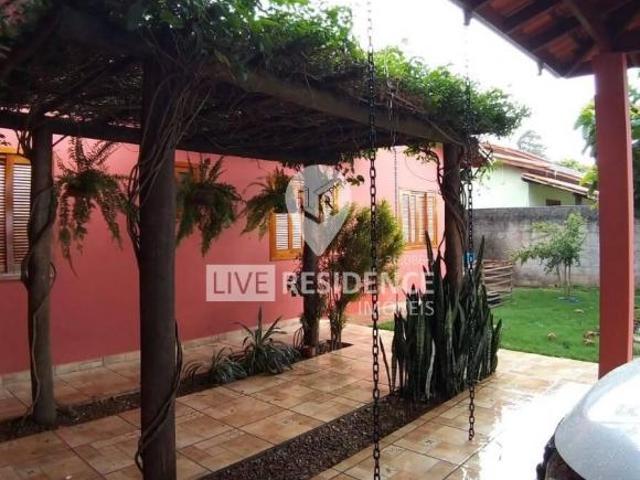 Casa para venda em Vivendas Do Engenho D&apos água de 147.00m² com 3 Quartos, 1 Suite e 5 Garagens