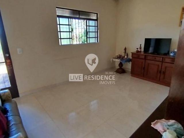 Casa para venda em Vivendas Do Engenho D&apos água de 148.00m² com 3 Quartos e 8 Garagens