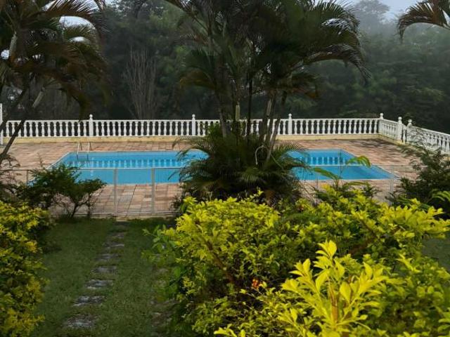 Casa para venda em Vianópolis em Betim Minas Gerais de 350.00m² com 4 Quartos, 1 Suíte e 4 Garagens