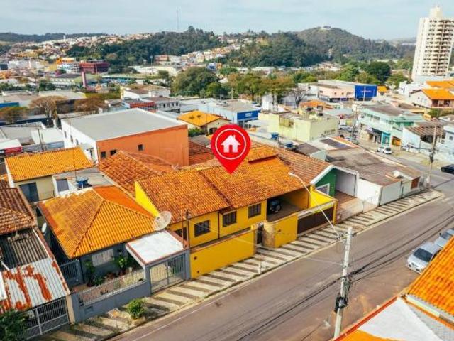 Casa para venda em Vila Tavares de 350.00m² com 4 Quartos, 2 Suites e 4 Garagens