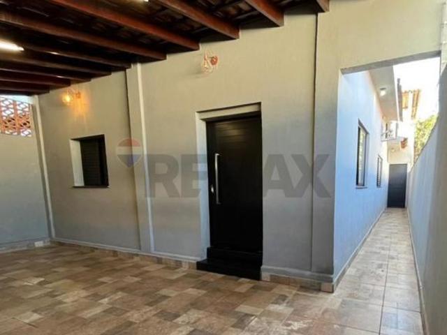 Casa para venda em Vila Tibério de 200.00m² com 3 Quartos, 1 Suite e 2 Garagens