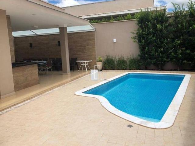 Casa para venda em Vila Toninho de 410.00m² com 4 Quartos, 4 Suites e 4 Garagens