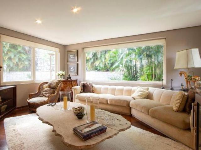 Casa para venda em Vila Tramontano de 600.00m² com 4 Quartos e 5 Garagens