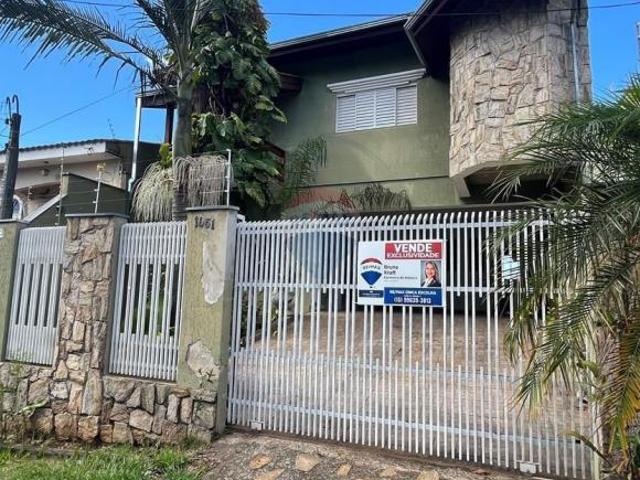 Casa para venda em Vila Trujillo de 450.00m² com 3 Quartos, 3 Suites e 4 Garagens