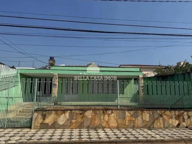 Casa para venda em Vila Trujillo de 210.00m² com 3 Quartos, 1 Suite e 3 Garagens