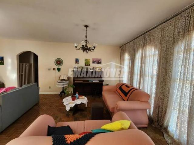 Casa para venda em Vila Trujillo de 238.00m² com 3 Quartos, 1 Suite e 2 Garagens