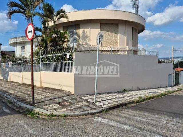 Casa para venda em Vila Trujillo de 279.00m² com 4 Quartos, 1 Suite e 3 Garagens