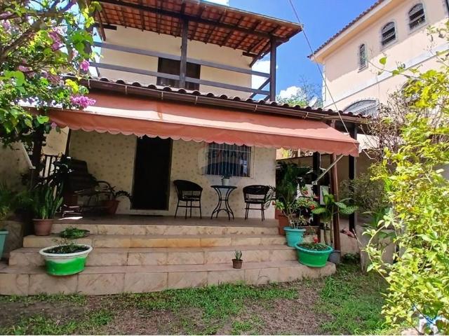 Casa para venda em Vila Valqueire em Rio De Janeiro Rio de Janeiro de 369.00m² com 4 Quartos, 1 Suíte e 2 Garagens