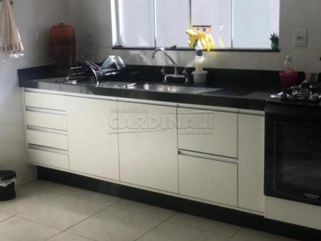 Casa para venda em Vila Velosa de 198.00m² com 3 Quartos, 3 Suites e 2 Garagens