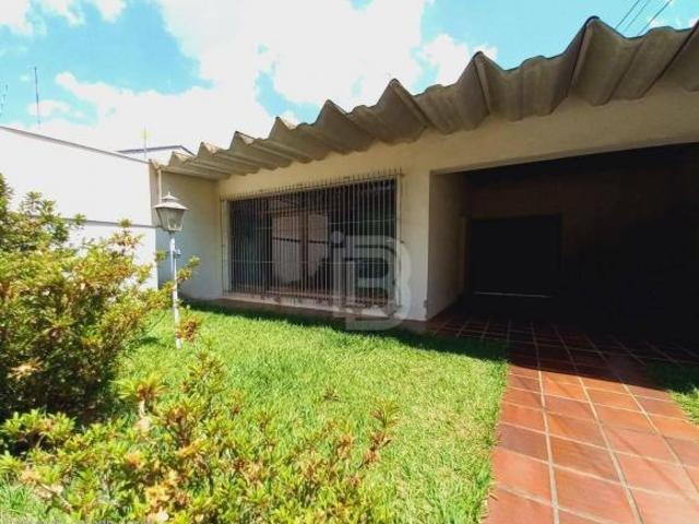 Casa para venda em Vila Vianelo de 191.00m² com 2 Quartos, 1 Suite e 8 Garagens