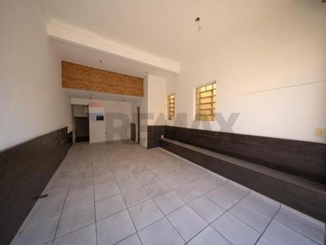 Casa para venda em Vila Vianelo de 194.00m² com 2 Quartos e 1 Garagem