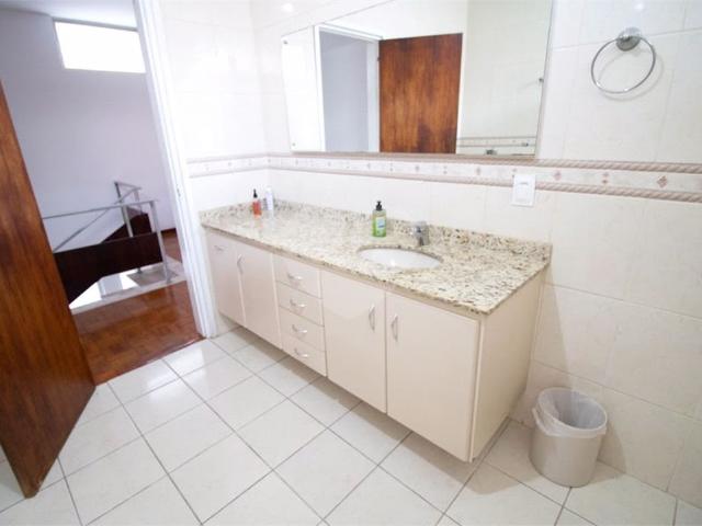 Casa para venda em Vila Vianelo em Jundiaí São Paulo de 279.00m² com 3 Quartos, 1 Suíte e 4 Garagens