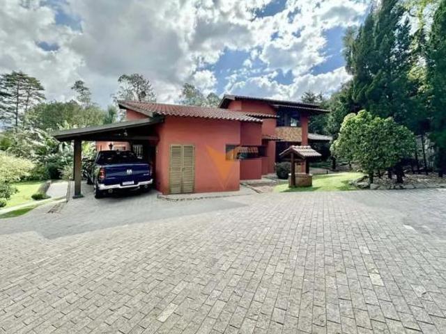 Casa para venda em Vila Vianna de 604.18m² com 3 Quartos, 3 Suites e 10 Garagens