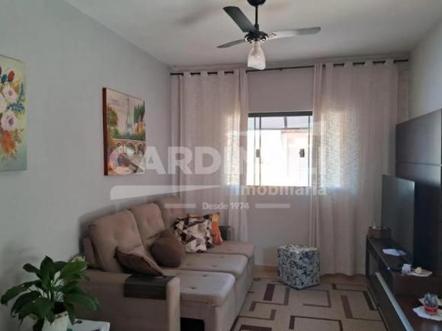 Casa para venda em Vila Vieira vila Xavier de 125.00m² com 2 Quartos e 2 Garagens